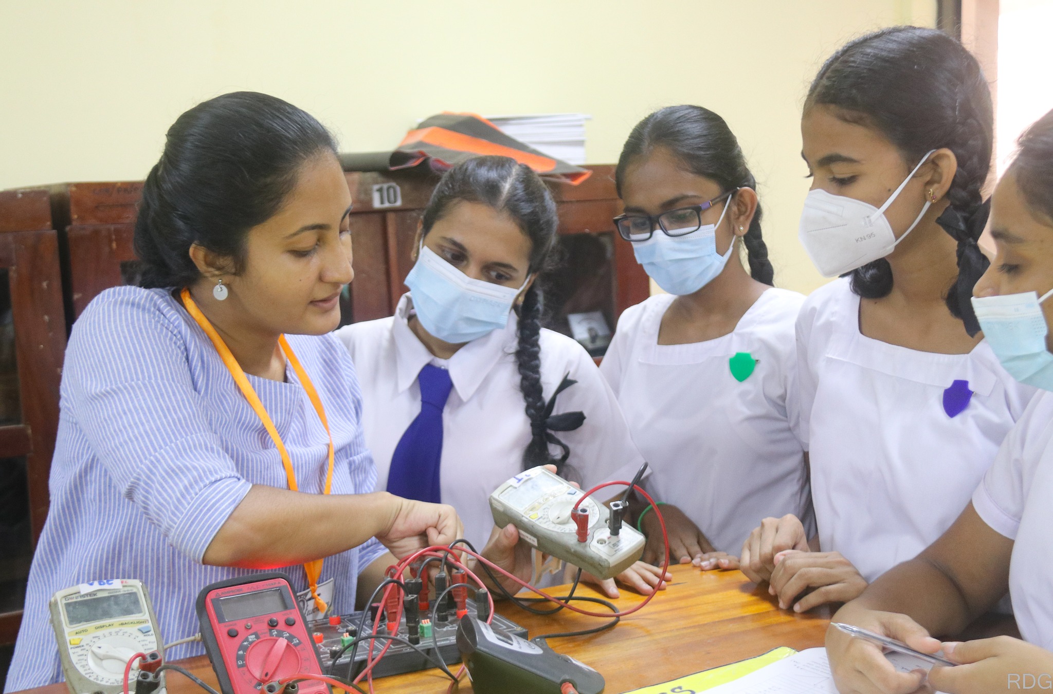 GCE A/L Physics – Practical Workshop – 2022 – The Open University of ...