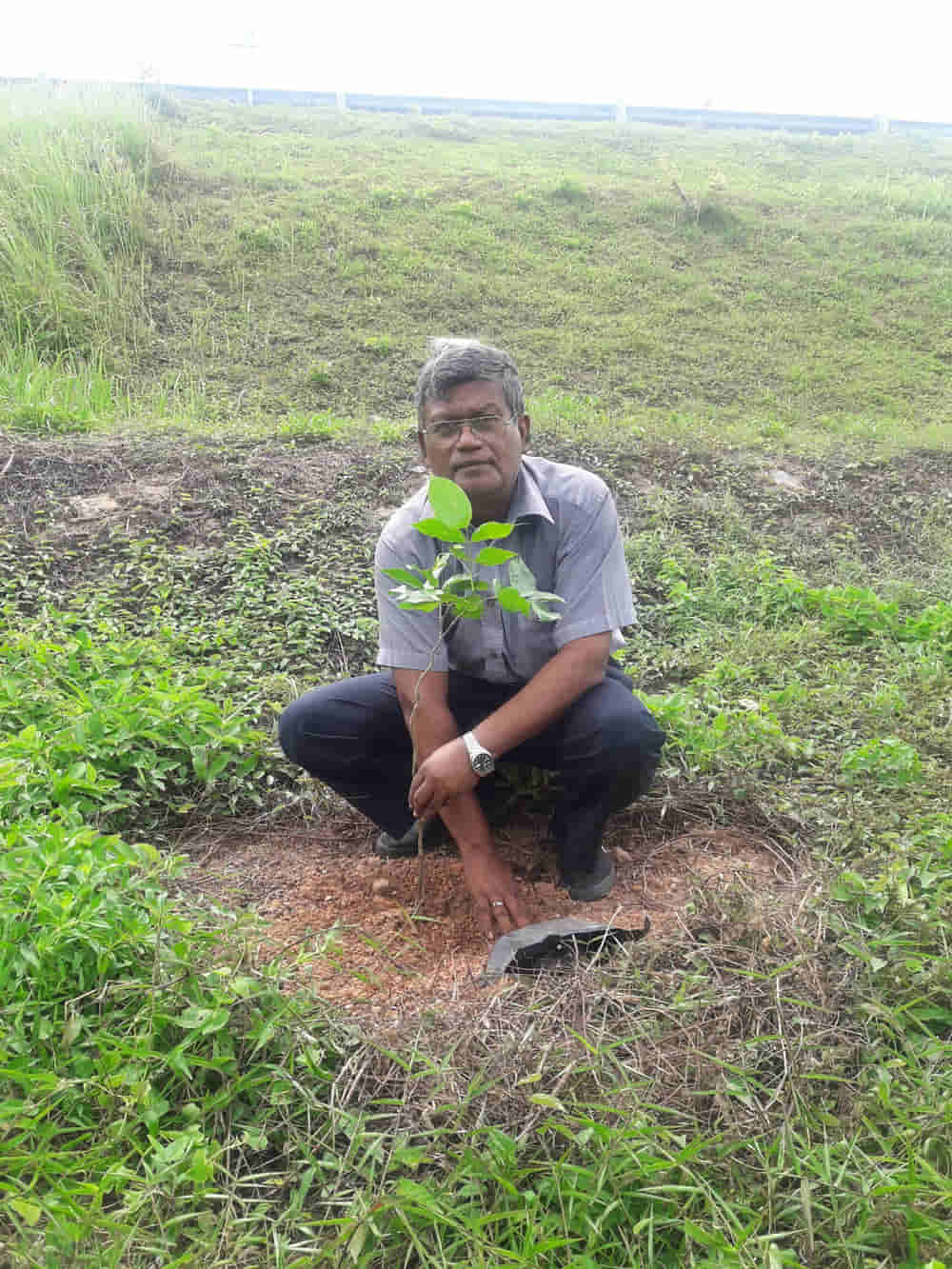 Tree-Planting-Programme-2017-04 – The Open University of Sri Lanka